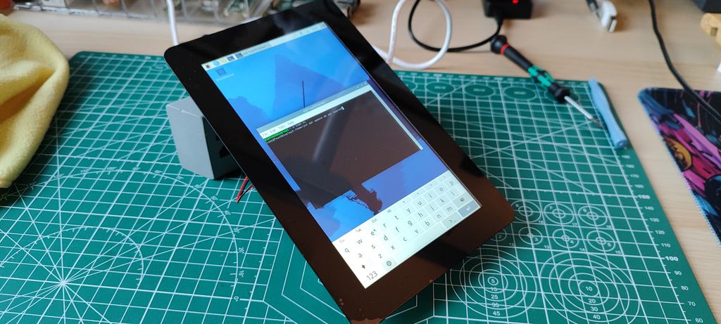 Raspberry Pi Touch Display 2 Review: A Touch of class | Tom's Hardware