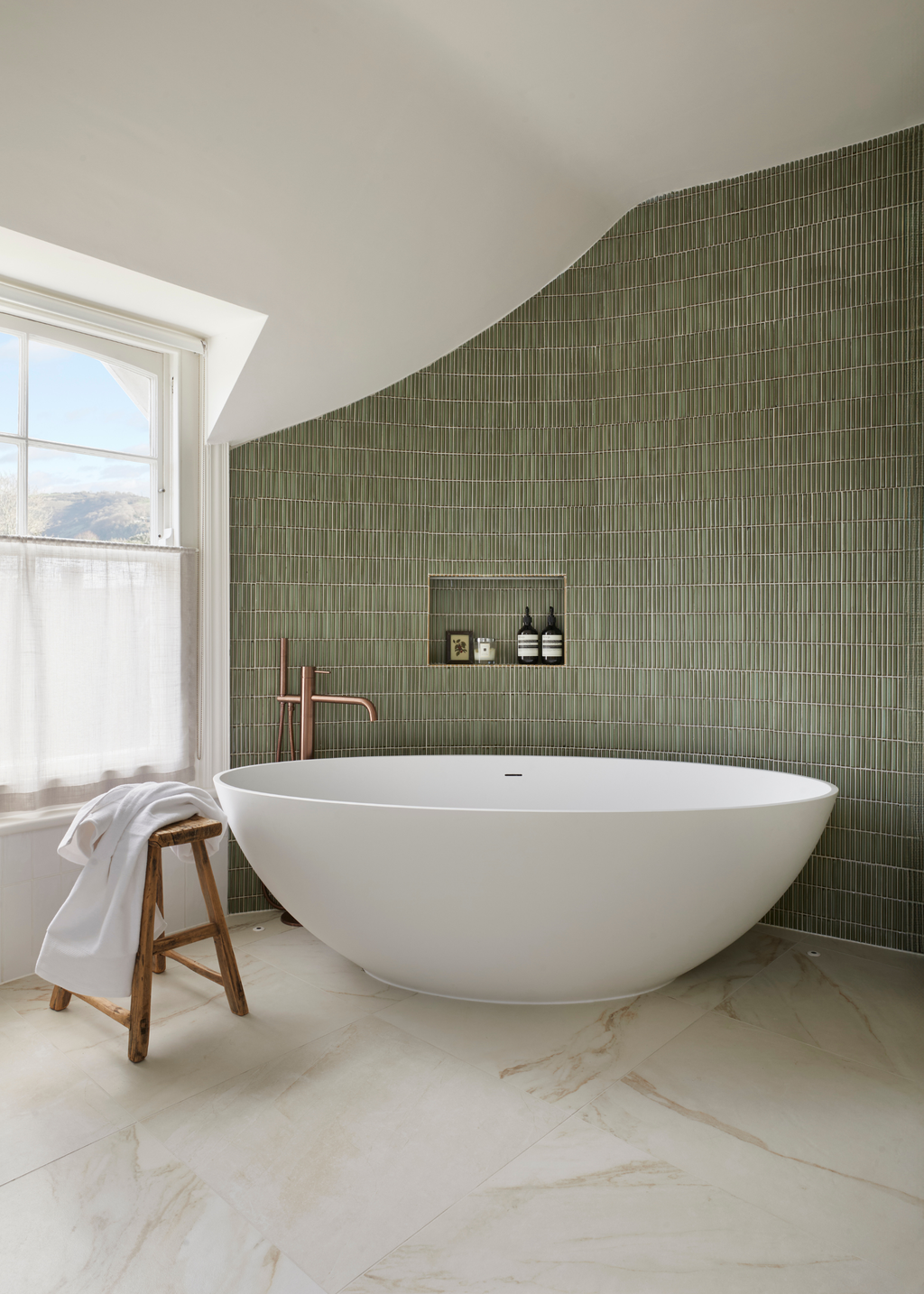 The Avocado Bathroom Is Back — Will It Date So Badly This Time? | Livingetc