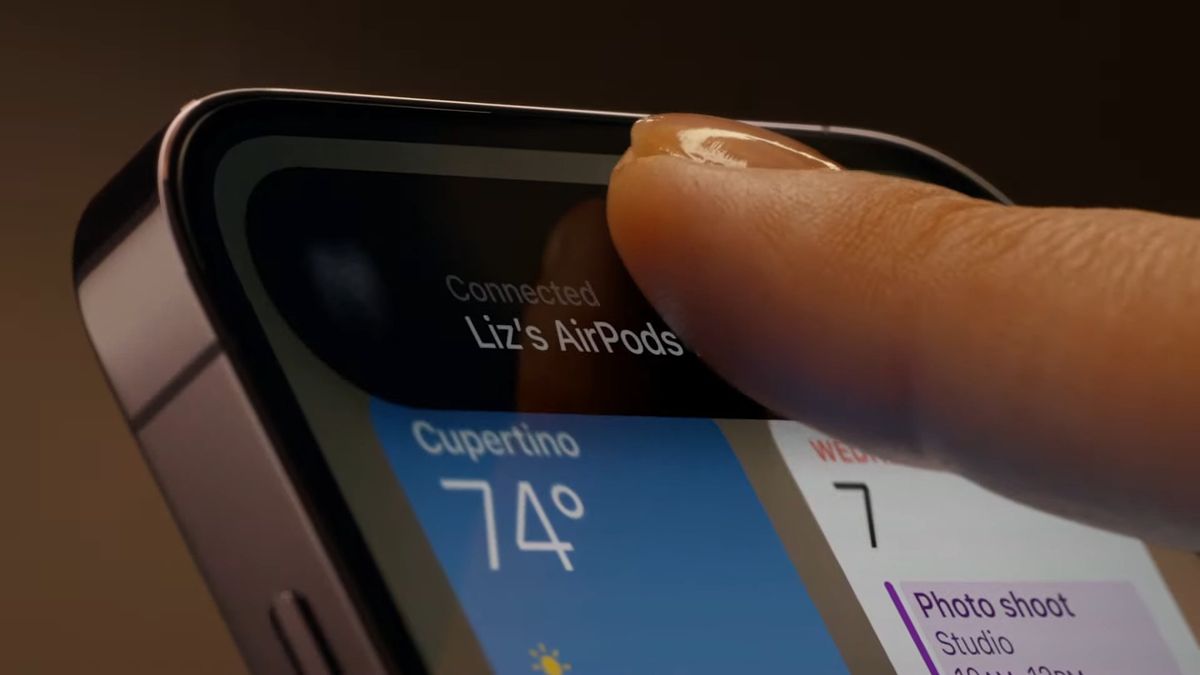 iPhone 14 Pro finally embraces the notch — Welcome to 'Dynamic Island ...