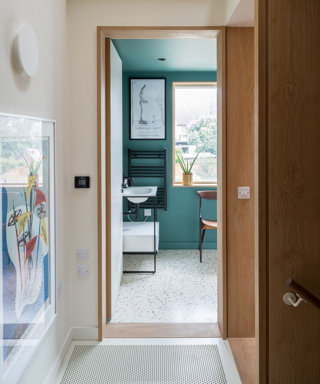 A small London home is reimagined as a series of intimate nooks | Livingetc