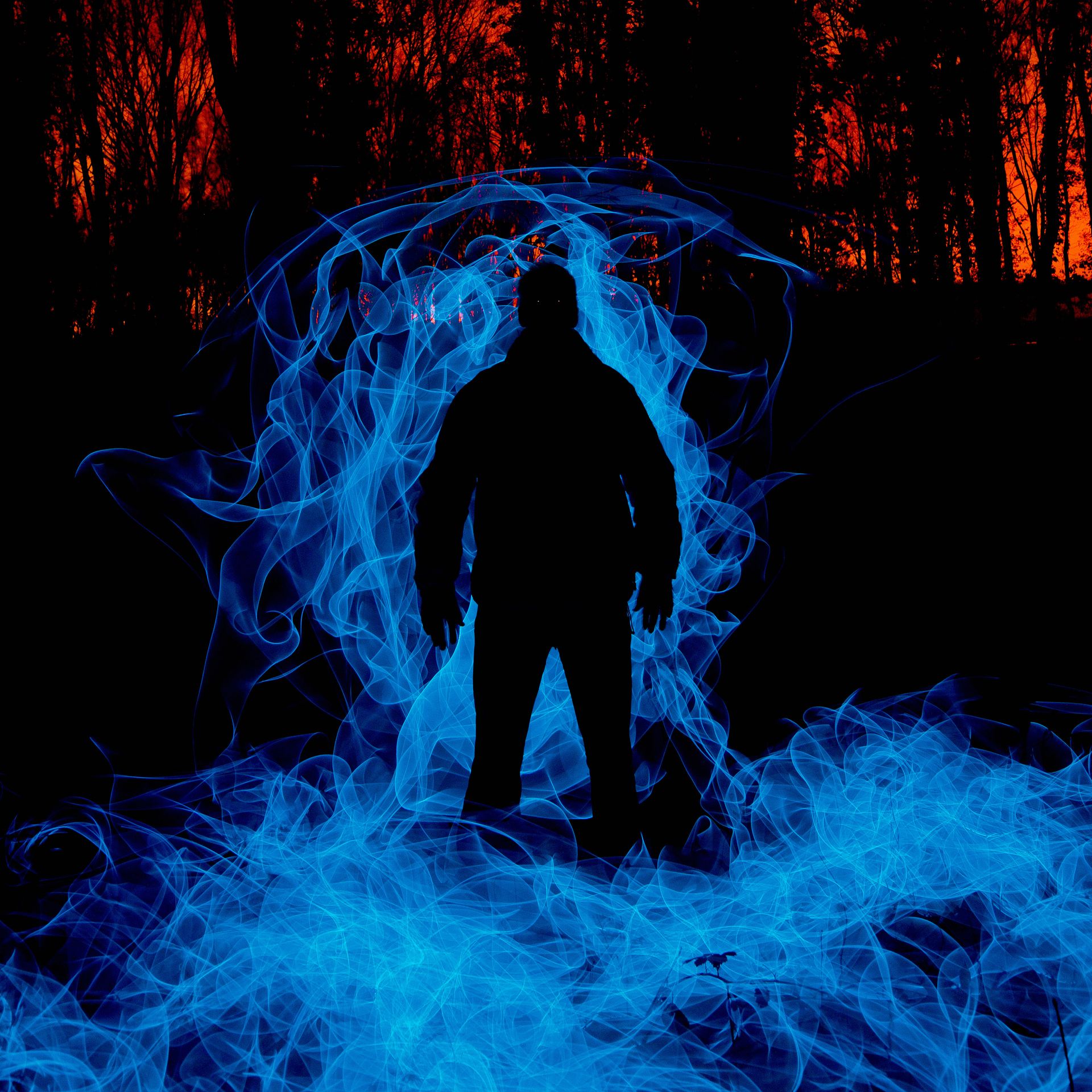 This cool photo effect creates adds a spooky mist to night portraits ...