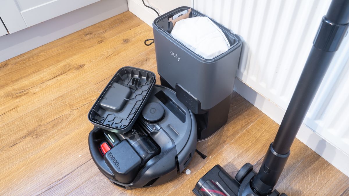Eufy E20 robot vacuum review: a 3-in-1 solution for all your dust ...