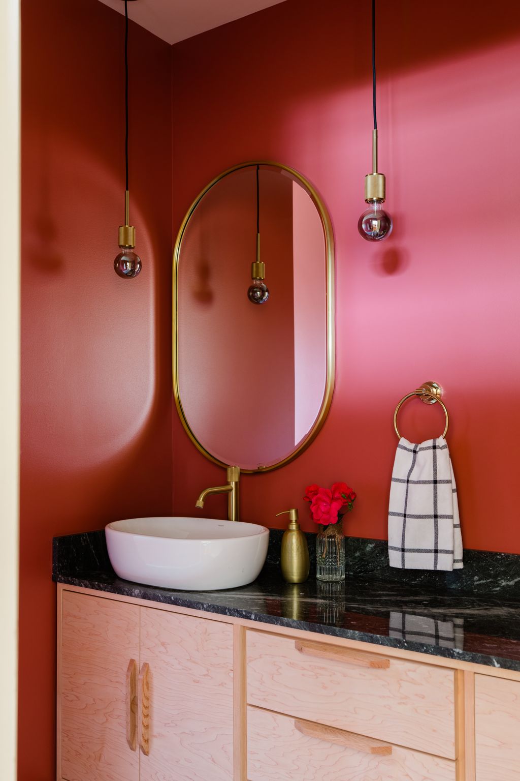 Eggshell vs satin – what's the difference and which is better? | Livingetc