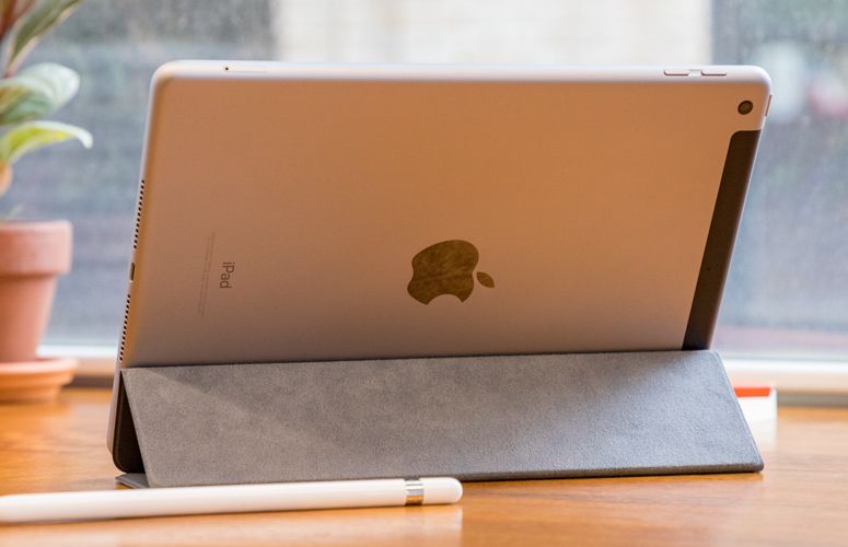 Apple iPad 9.7-inch (2018) - Full Review and Benchmarks | Laptop Mag
