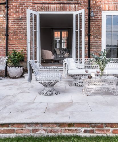 A charming early-Victorian coach house in Dorset | Homes and Gardens