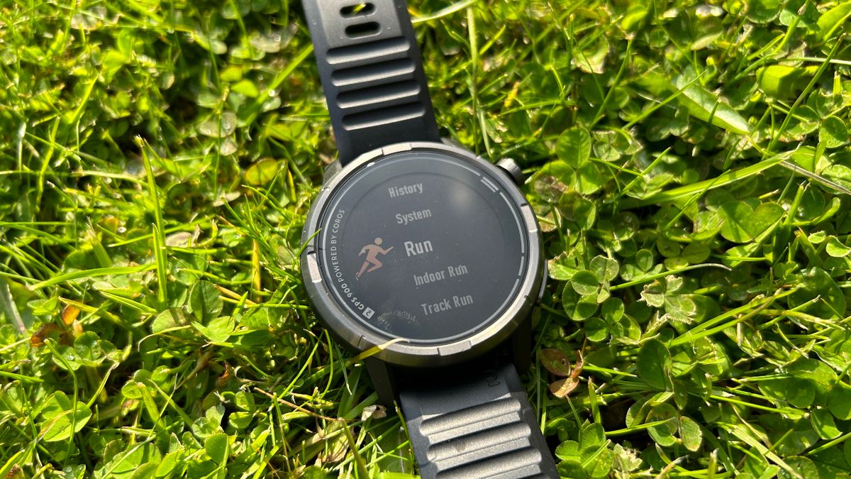 Decathlon Kiprun GPS 900 Review: The Essentials For Less | Coach