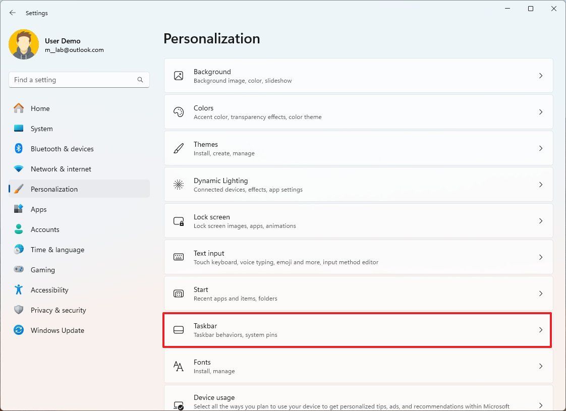 5 settings I always change to declutter the System Tray on Windows 11 ...