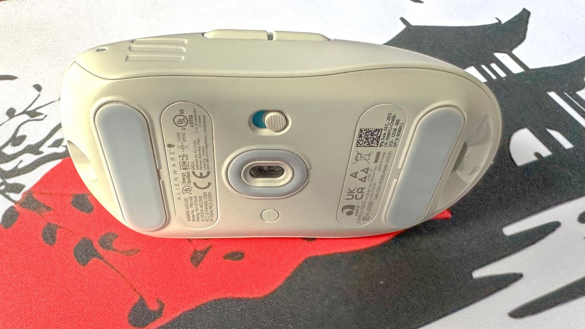 Alienware Pro Wireless Gaming Mouse review: Elite level gaming at a ...