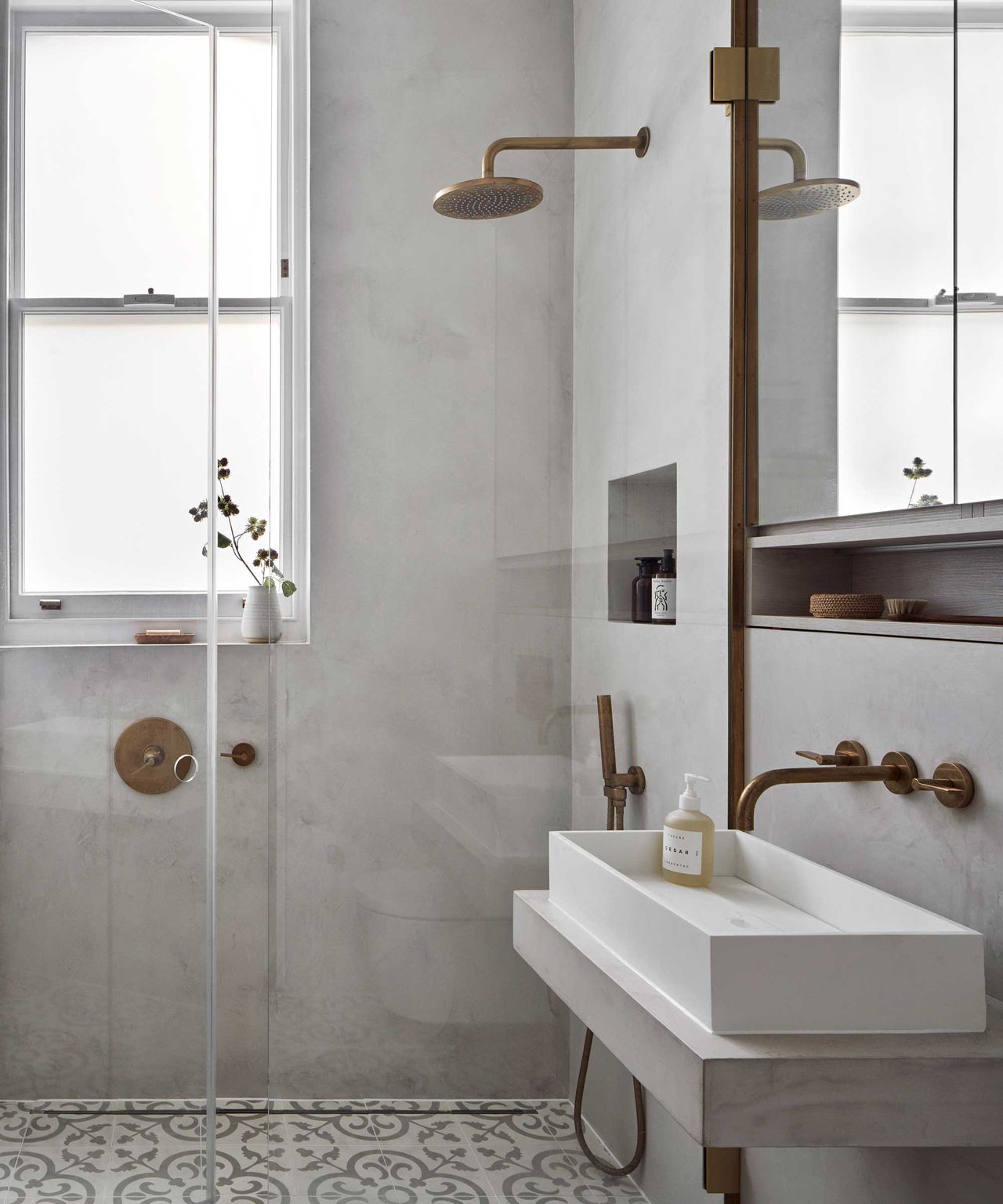 How to clean a shower: 8 steps to a spotless shower space | Homes and ...