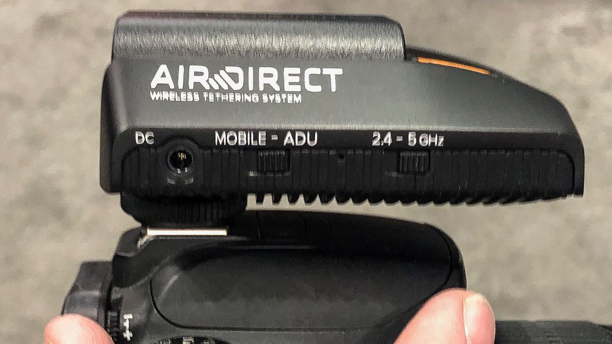 Tether Tools Air Direct cuts the cable when tethering camera to ...