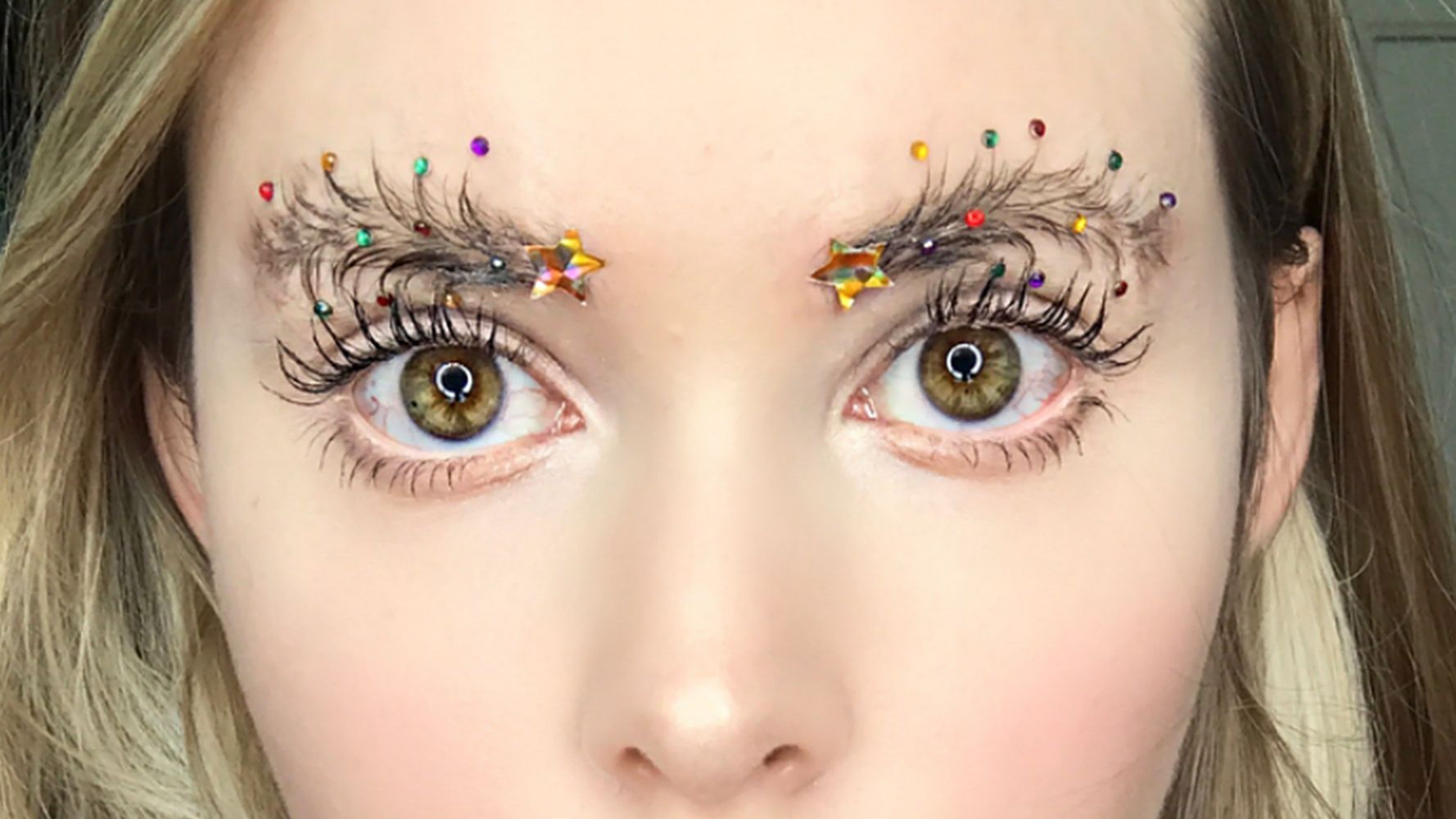 Christmas Tree Brows Are Instagram's Newest Trend - Beauty Trends ...