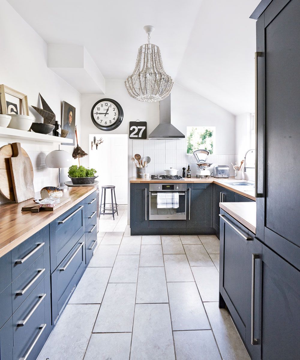Navy kitchen ideas – walls, cabinets and tiles to add an air of ...