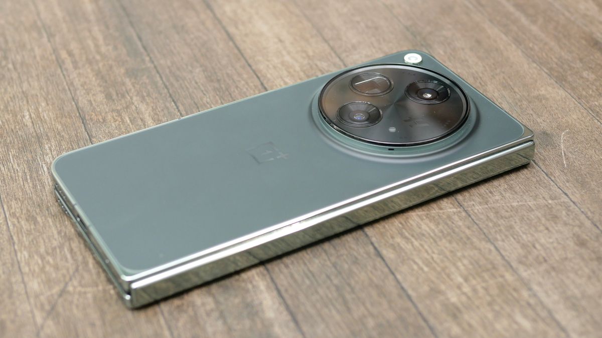 OnePlus Open review: An ambitious foldable phone filled with surprises ...