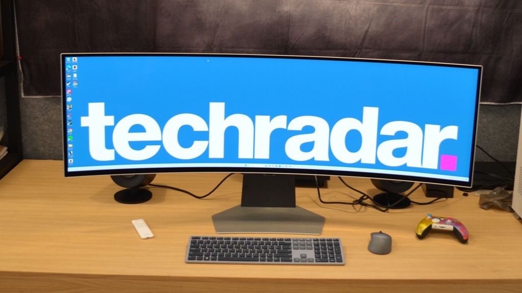 The best monitor in 2025: top displays for every budget and resolution ...