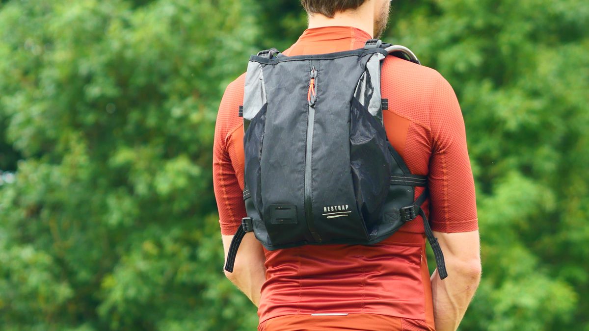 Restrap Race Hydration Vest review | Bike Perfect