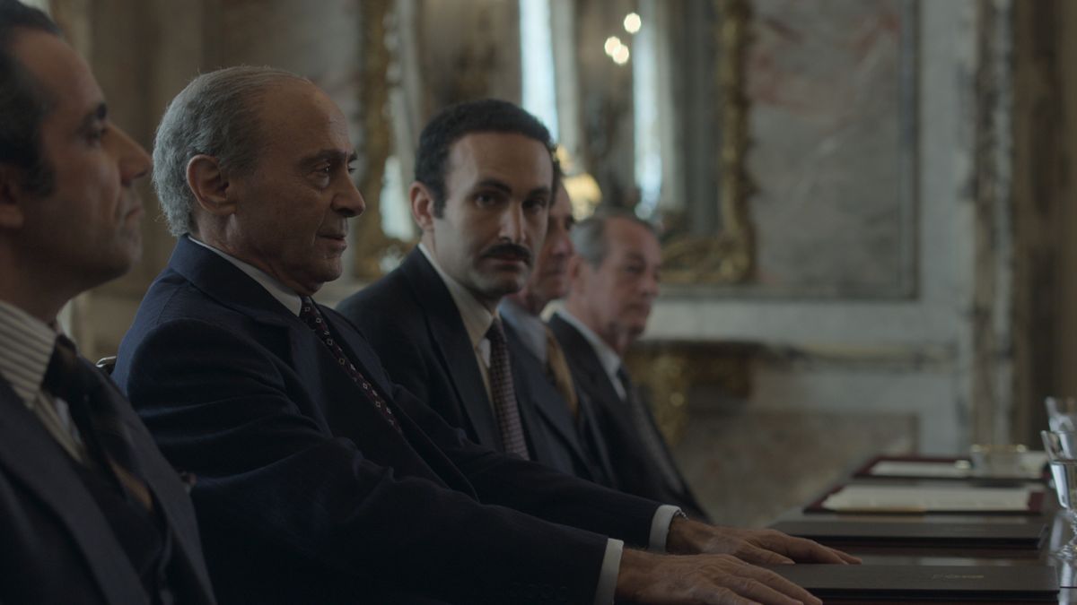 Who are Dodi and Mohamed Al-Fayed in The Crown, and why do we spend an ...