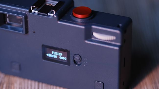 I’m obsessed with retro cameras. This gadget looks like a roll of film ...