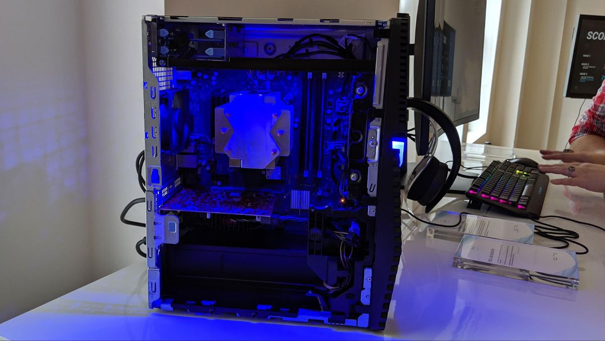 Dell G5, Revamped Alienware Aurora Desktops Roll out at Gamescom | Tom ...