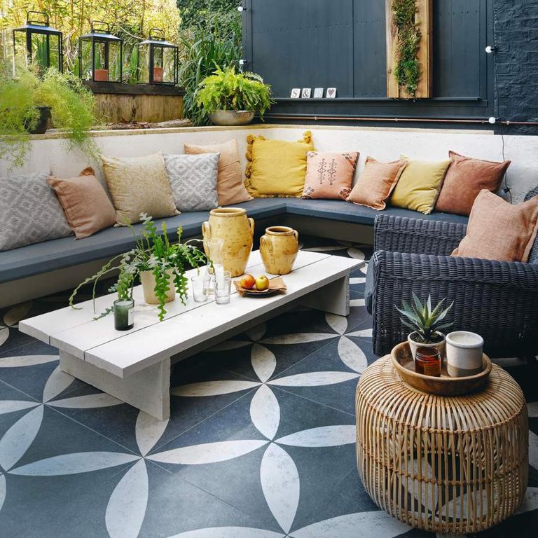 10 DIY outdoor table ideas you can do yourself | Ideal Home