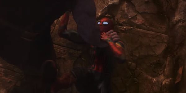 Take A Close Look At Spider-Man's Iron Spider Suit In Avengers ...