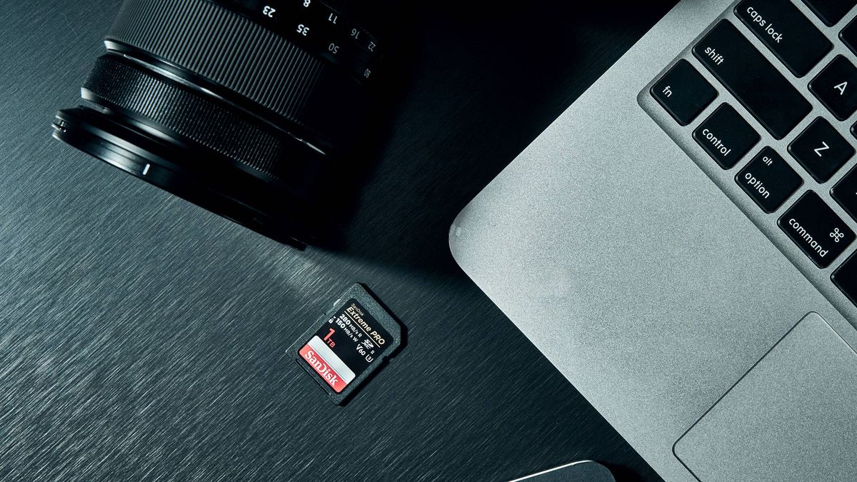SanDisk launches new flagship SD cards, pushing speed and storage ...
