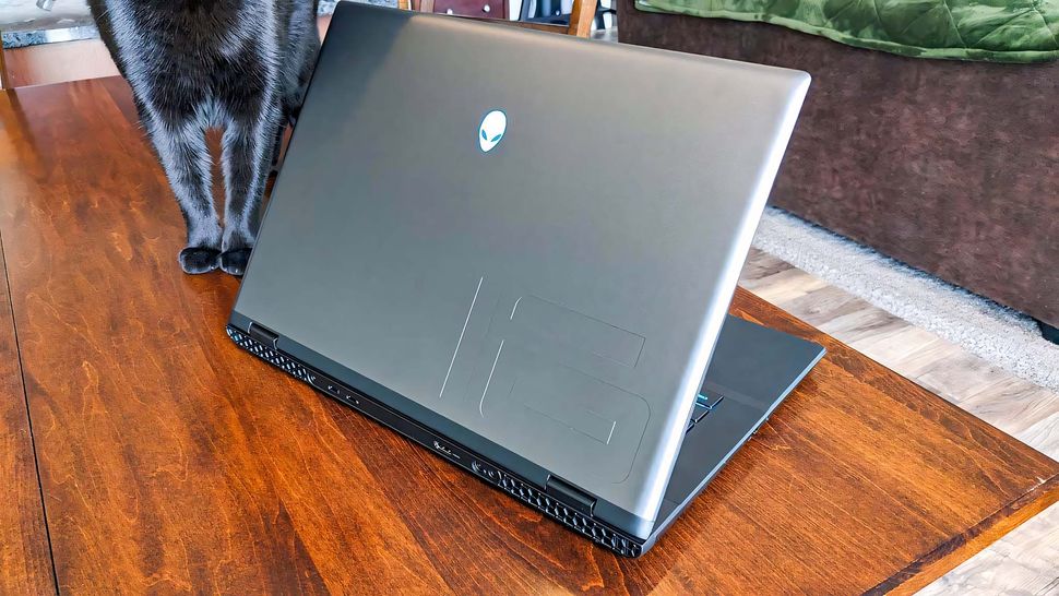 Alienware m16 R2 (2024) review: One of the smoothest gaming laptops I ...