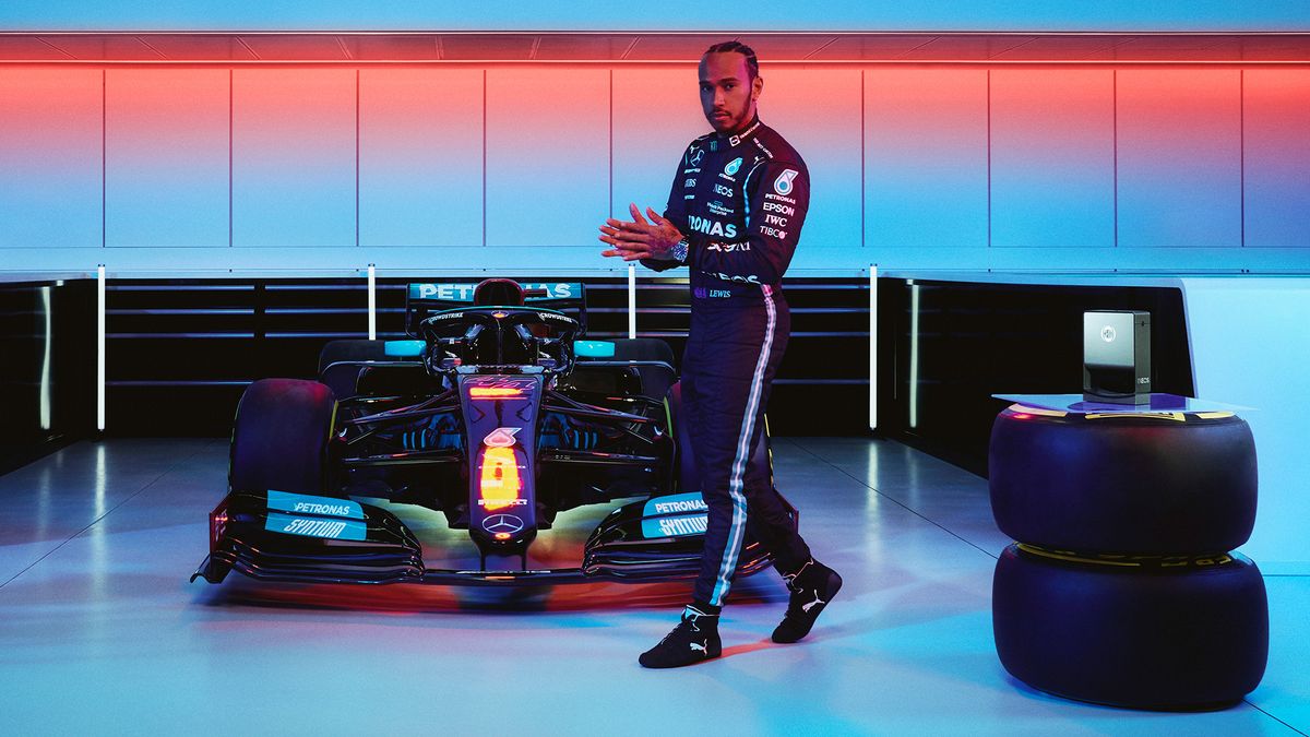 Lewis Hamilton shares his pre-race preparation routine | T3