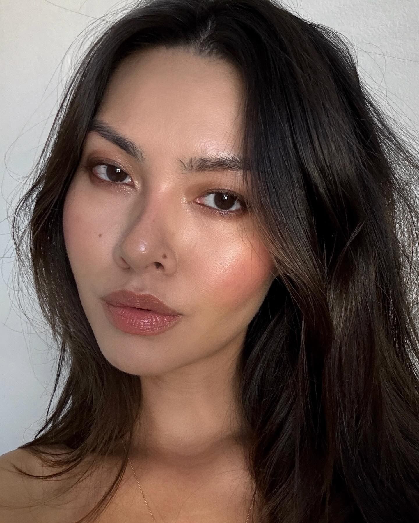 6 Steps to Nail Toasty Makeup, the Hottest Summer 2025 Trend | Who What ...