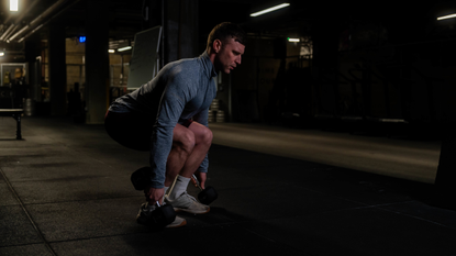 You only need these five dumbbell exercises to get soldier-fit this ...