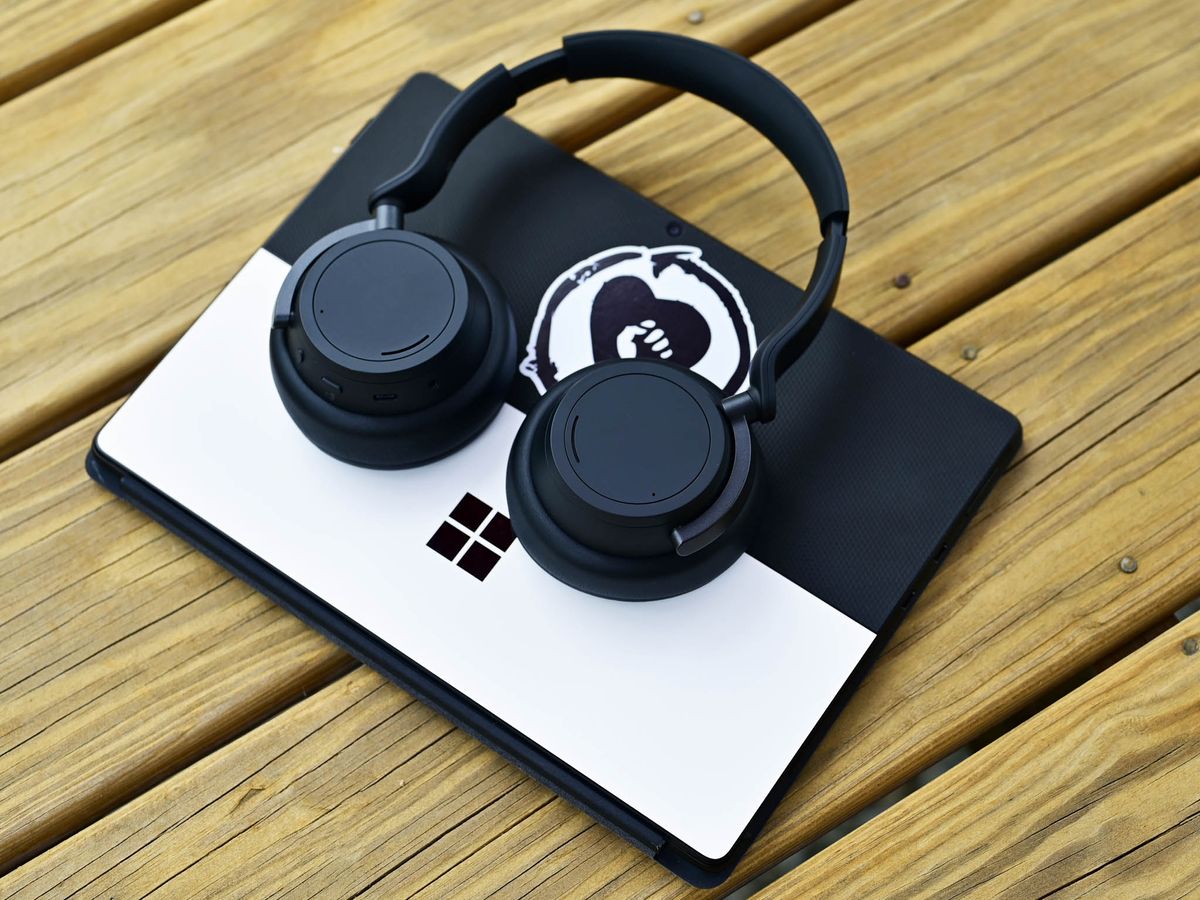 Microsoft Surface Headphones 2 review – A lower price and modest ...