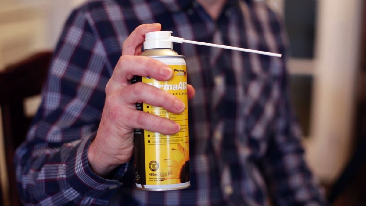 Mistakes photographers make when cleaning cameras and lenses (and how ...