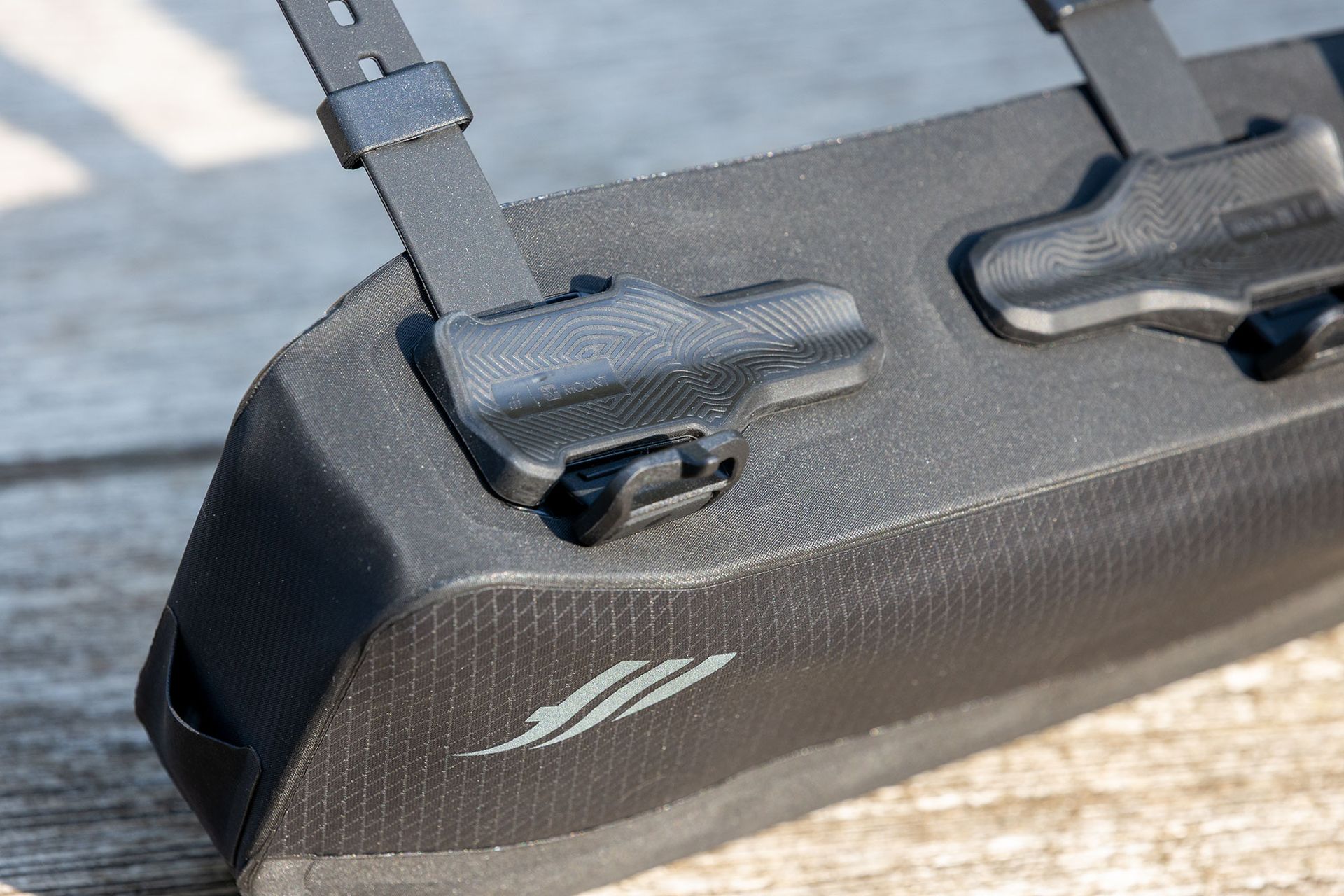 Tailfin Long Top Tube Bag review: Do you want to supersize that ...