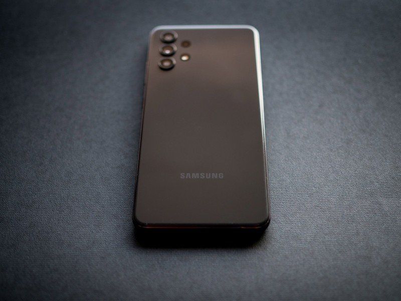 Samsung Galaxy A32 review: Two steps forward, one step back | Android ...