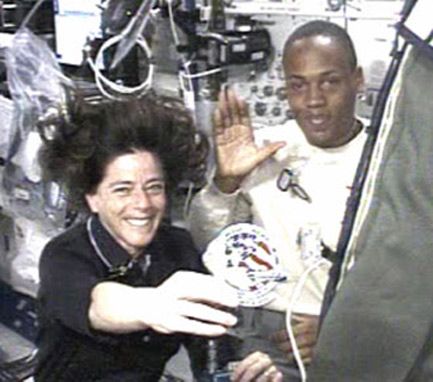 Astronaut Teacher Makes Hometown Call From Space | Space