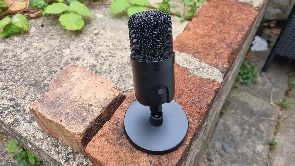I think this $23 Amazon Basics USB desktop microphone should make more ...