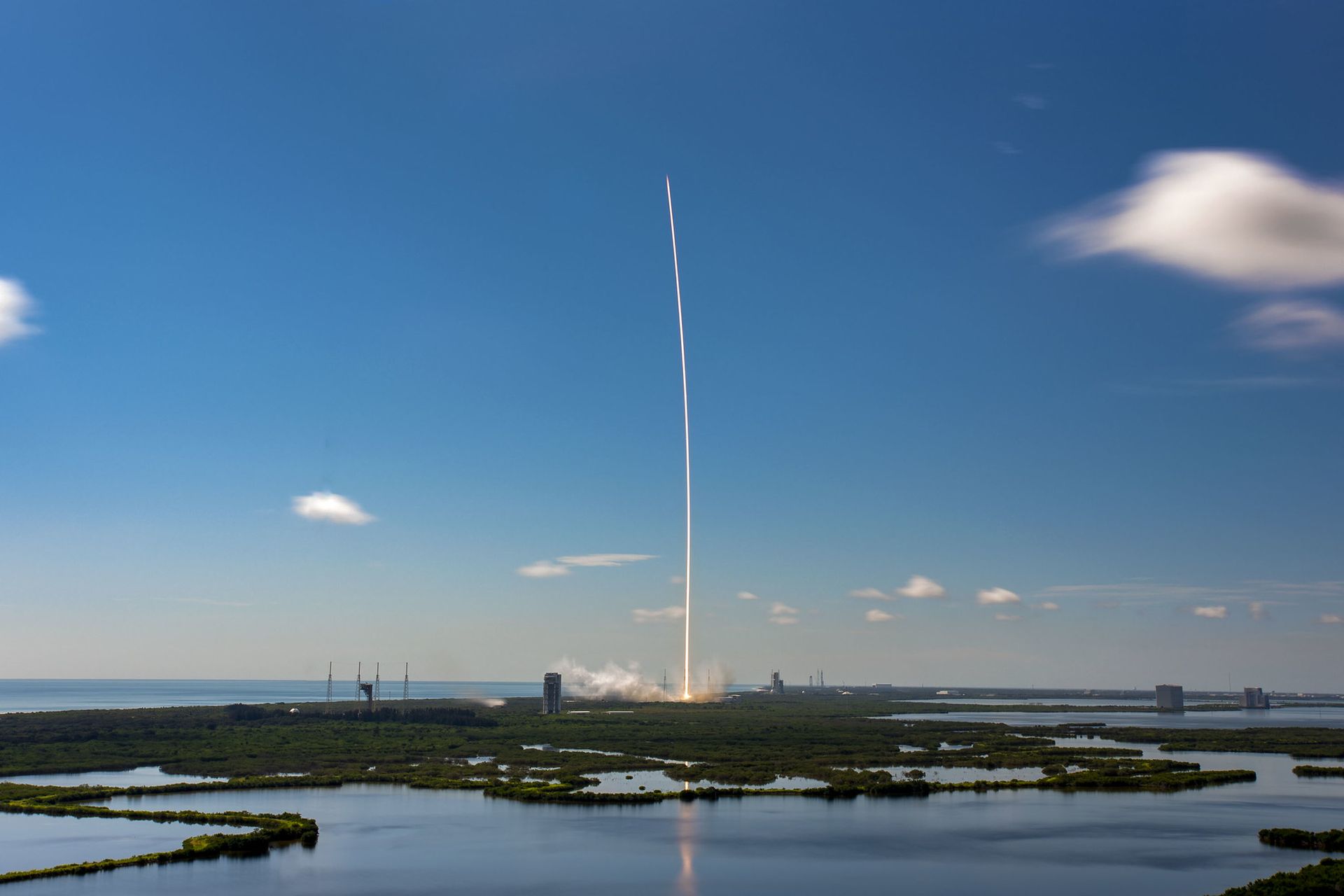 SpaceX's Starlink satellite megaconstellation launches in photos | Space