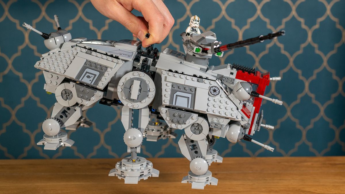 Lego Star Wars AT-TE Walker review | Space