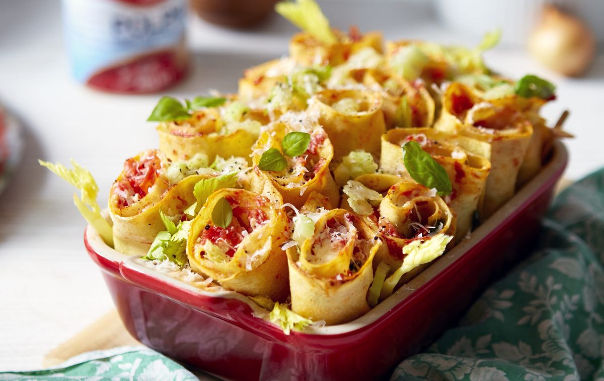 Lasagne rolls | Italian Recipes | GoodtoKnow