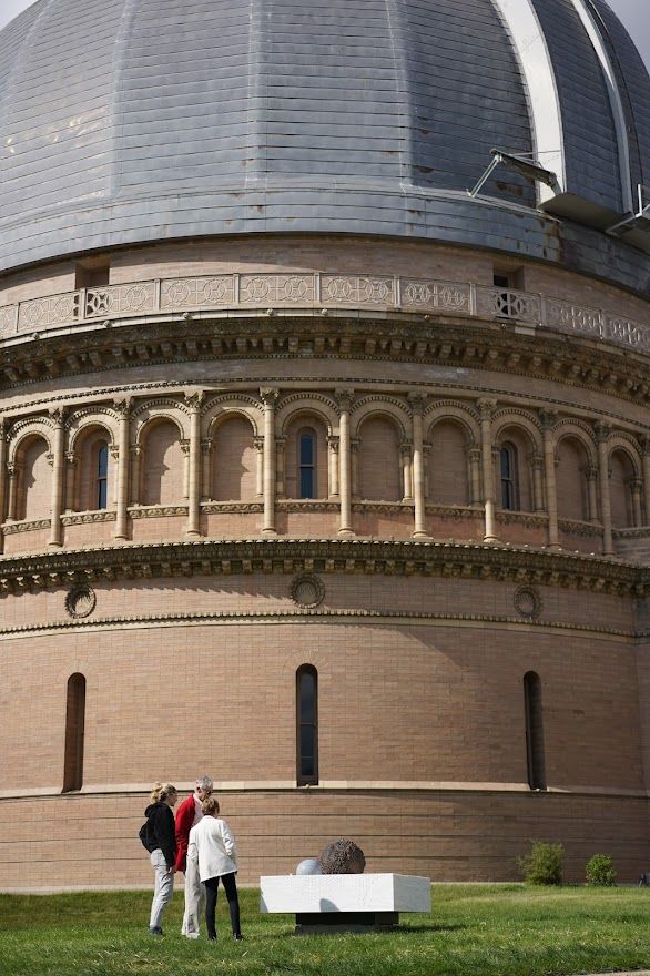 The artist who sculpted 4-dimensional space-time | Space