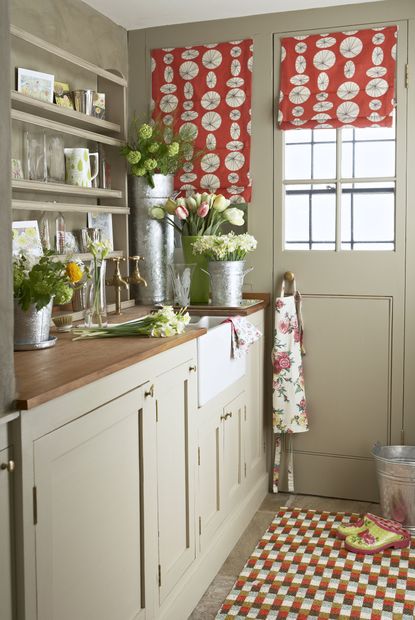 Utility room shelving ideas: 11 ways to arrange in style | Homes and ...