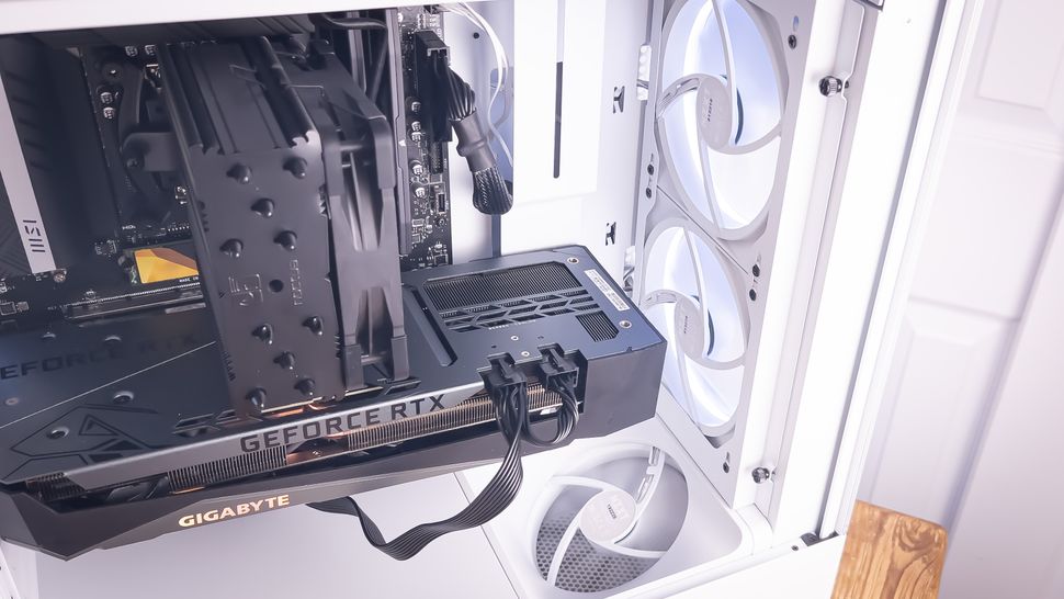 NZXT H5 Elite Review: Mind the Gap | Tom's Hardware