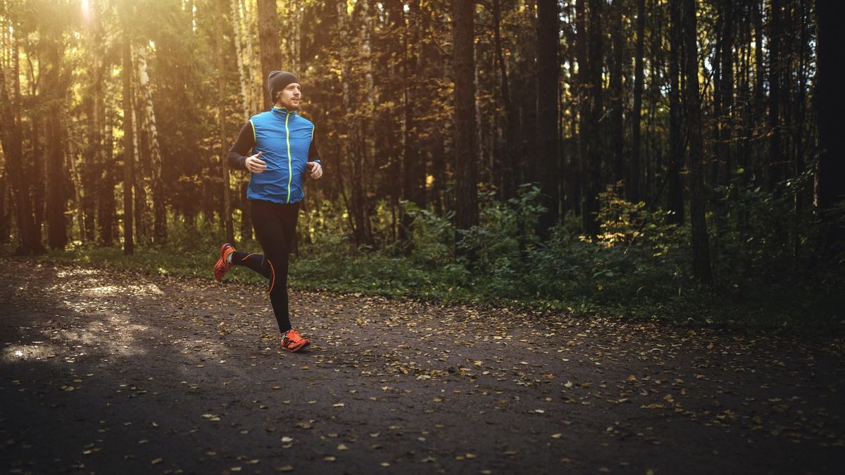 Tips for running into a headwind | Advnture