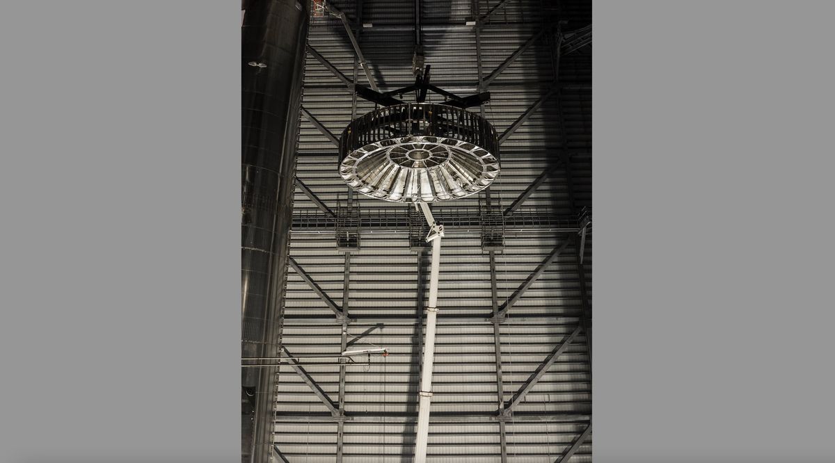 SpaceX shows off newly modified Starship Super Heavy booster (photos ...