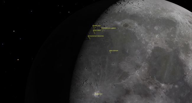 August Moon — Here's what to look for during all 4 major moon phases ...