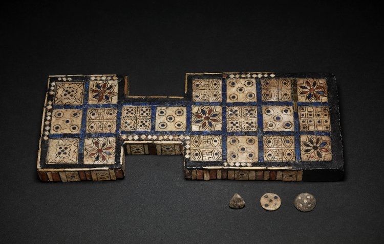 16 of the Most Interesting Ancient Board and Dice Games | Live Science