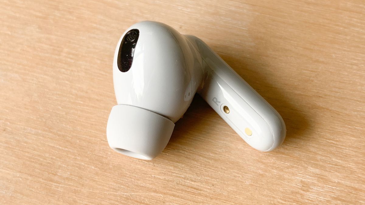 Viaim RecDot Earbuds review: AI recording and transcription that will ...