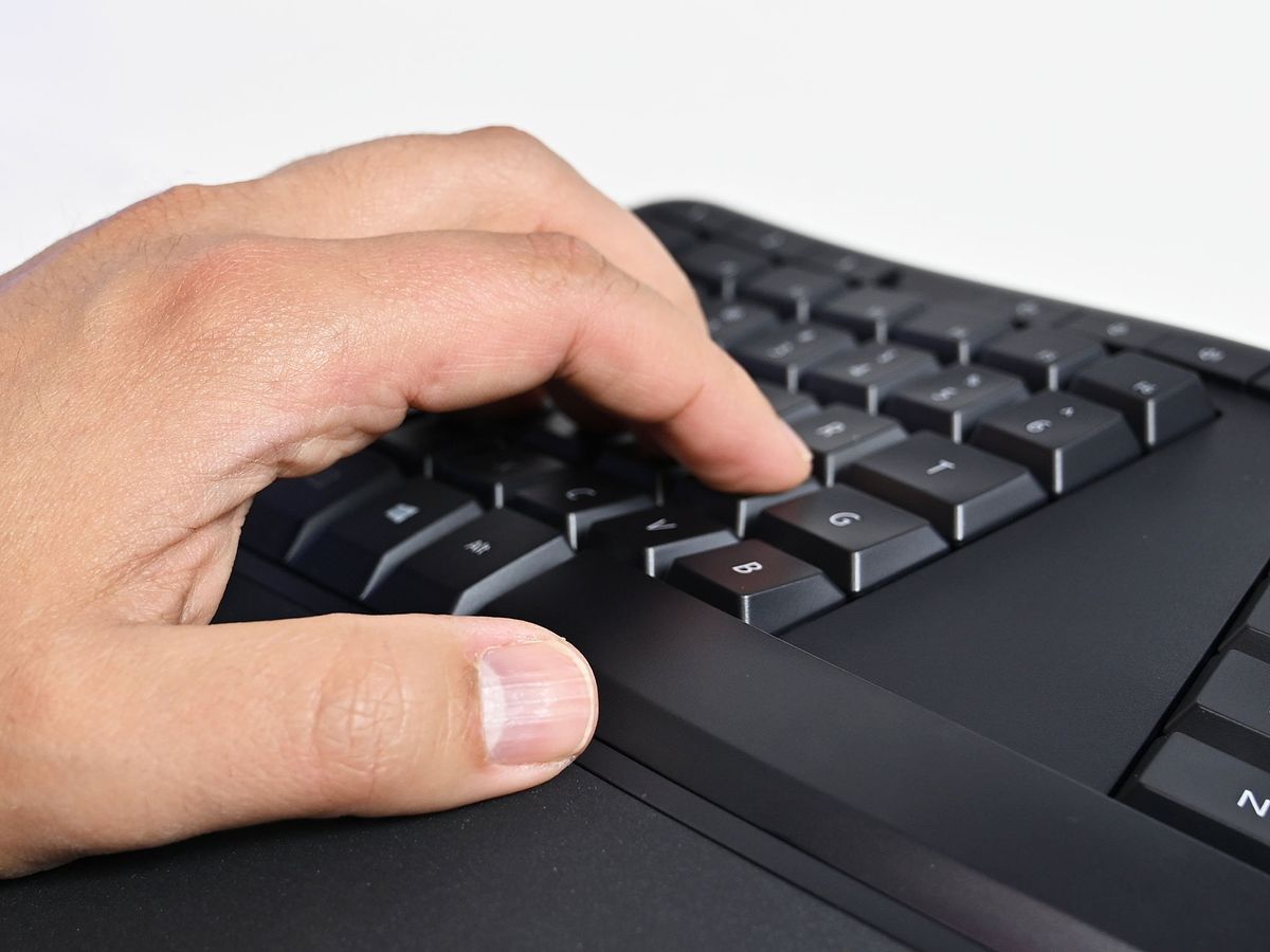 Microsoft Ergonomic Keyboard (2019) review: A worthy, modern evolution ...