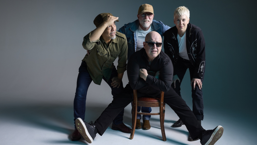 Pixies praise "wonderful" new bassist Emma Richardson and offer advice ...