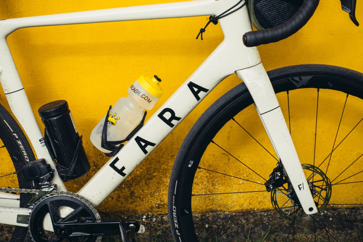 Fara F/Road review: A good looking mile-muncher that needs better ...