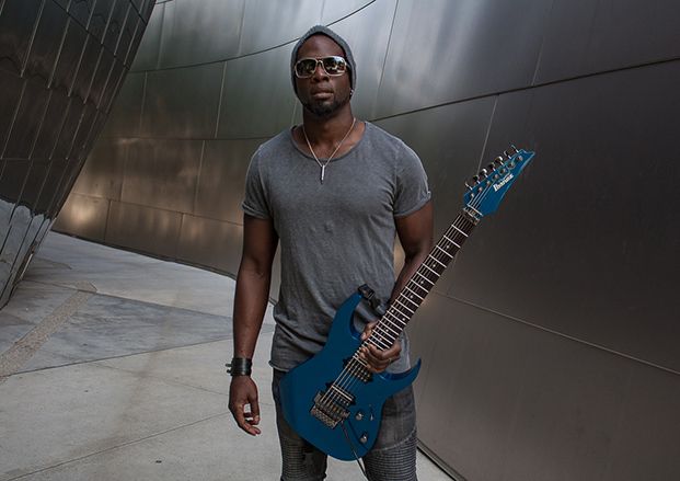 Al Joseph Says "Betcha Can't Play This" Blazing Lick | Guitar World